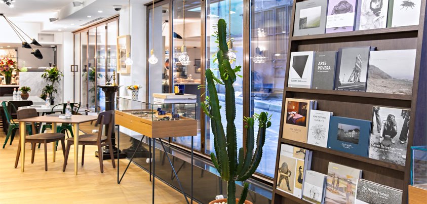 “Kendine Ait Bir Oda” Sim Cafe